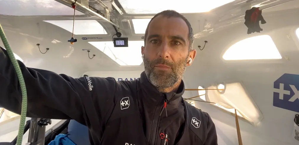 Le Cléac’h crosses Cape Horn, Péron Pacific passage imminent and ...